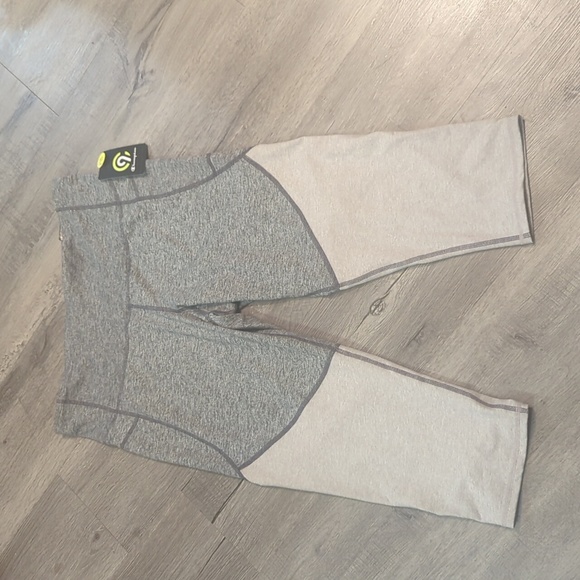 C9 by Champion | Pants & Jumpsuits | Champion High Rise 2 Capri | Poshmark